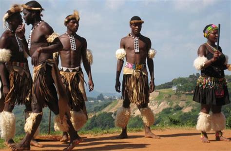 About Zulu Tribe Customs Colors And Fashion Sense Dunia Magazine