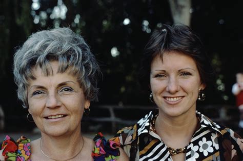 Ellen Renees Instagram Twitter And Facebook On Idcrawl