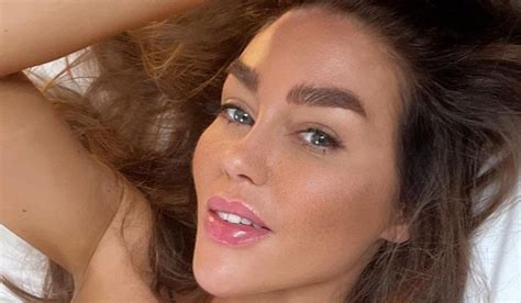 Eliza Rose Watson Bio Age Height Instagram Biography