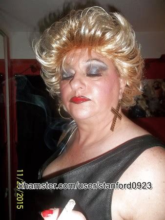 Slut Pip Smoking Pics Xhamster