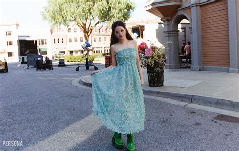 231022 Jisoo [scan] Jisoo [me] Special Edition Photobook Kpopping