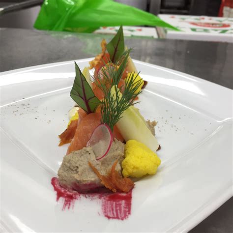 Gesloten T Kofschip In Grou Eetnu