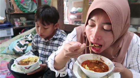 Bikin Suami Terharu - SAMPAI N4NGIS DALAM HATI ‼️ Inget Almarhum Bapak // Makan di Rumah Mertua ...