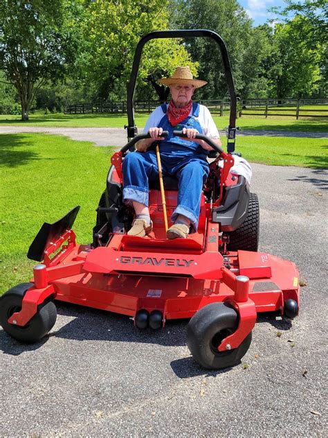 2023 Graverly 600 Pro Turn 672 Xfactor 3 72” Cut Zero Turn Riding Mower Lawn Mowers