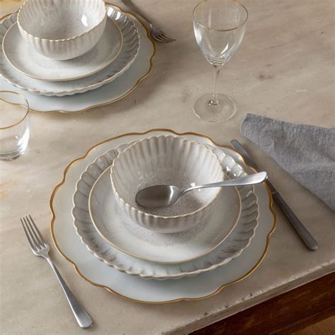 Casafina Glass Scallop Charger Plate Gold Berings