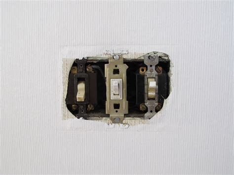 How To Fix A Loose Light Switch