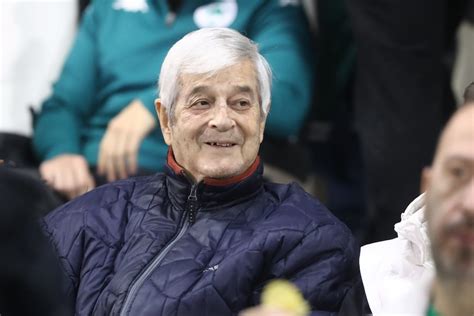 Θρήνος στον Παναθηναϊκό και το ελληνικό ποδόσφαιρο Πέθανε ο Τάκης Οικονομόπουλος Lawandordergr