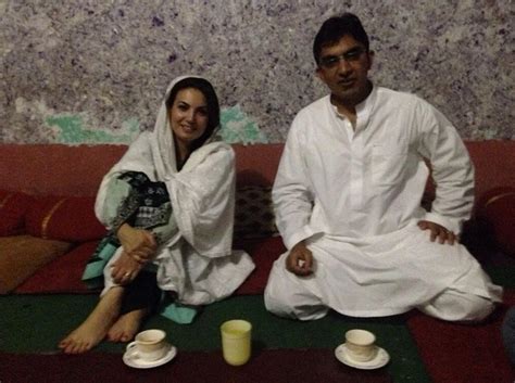 Reham Khan Mirror Online