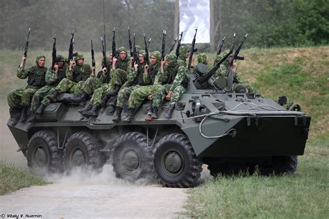 4000x2667 Military Soldiers Armored Battalion 2nd Guards Tamanskaya