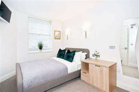 Mayfair Vacation Rentals From 83 Hometogo