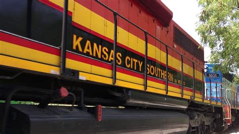 Kcsm Sd40 3031 Y 3030 Local Pedro C Youtube