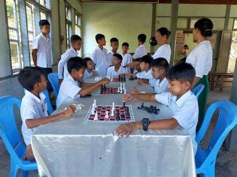 ပေါင်မြို့နယ်၌ ၇၅ နှစ်မြောက်စိန်ရတုလွတ်လပ်ရေးနေ့အထိမ်းအမှတ်ကို ကြိုဆိုဂုဏ်ပြုသောအားဖြင့် ဟောပ