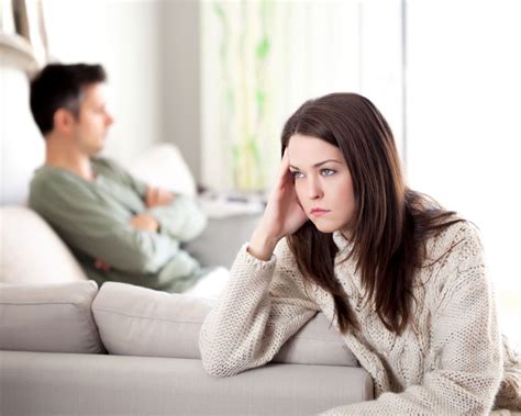 5 Warning Signs Your Relationship Is Toxic