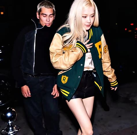 뉴욕 거리 마비시킨 블랙핑크 로제 패션 폴로 랄프로렌 여성 자켓 코디 네이버 블로그