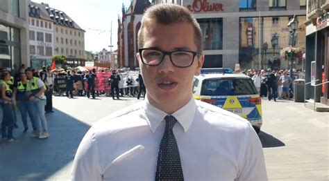 Vinul Lui Hitler Face Parte Din Ancheta Privind Un Politician German