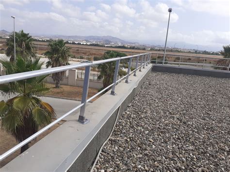 ¿cuándo Instalar Barandillas De Protección En Una Cubierta