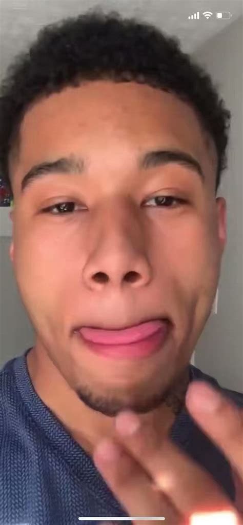 Roddy On Twitter Dm Me For Unlimited Promo 🚨 ️ Tatted Bae Licking