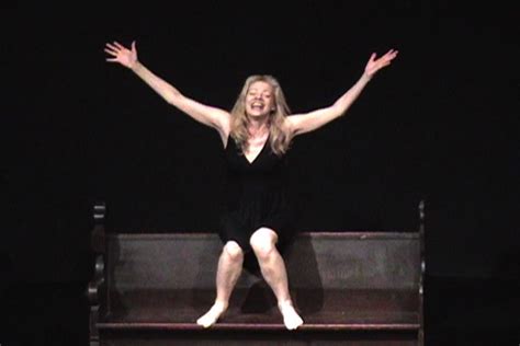 6 Hot Sexy Elizabeth Hess Bikini Pics