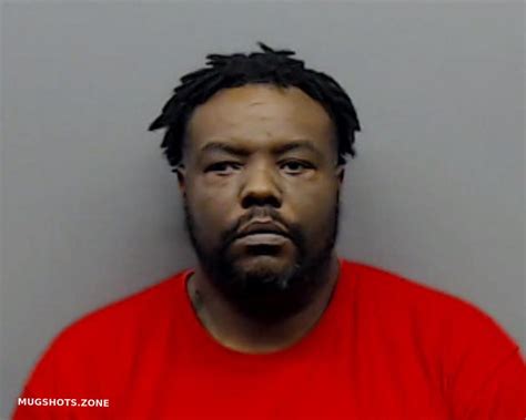 Warren Derrick Jermaine 02132025 Smith County Mugshots Zone
