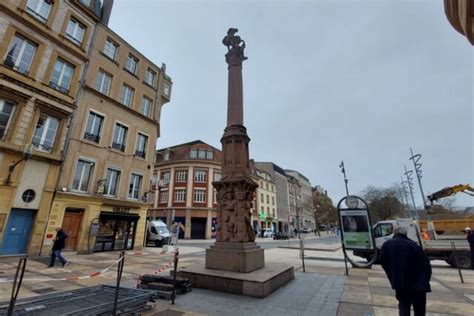 Metz Cette Statue De La Rue Serpenoise Va être Déplacée Voici Pourquoi