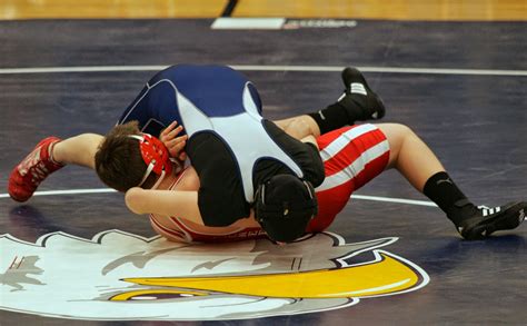 Men Wrestling Women She Pins Him