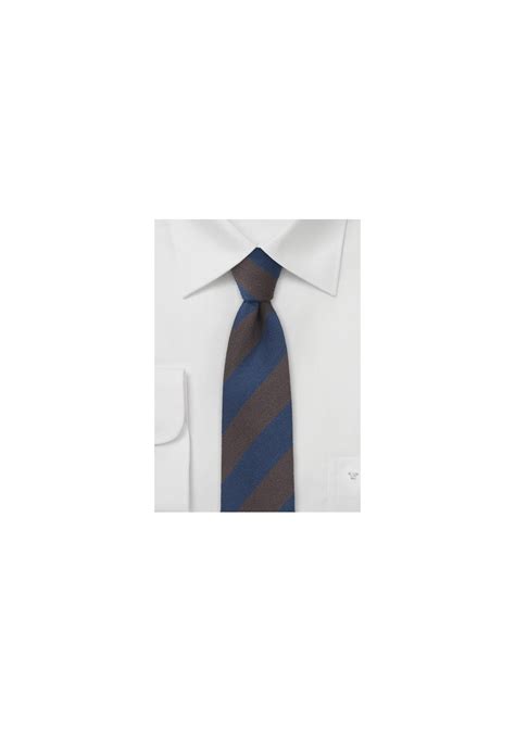 Modern Wool Tie In Dark Brown And Navy Bows N