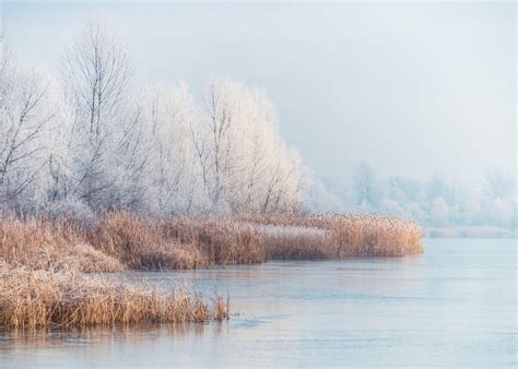 Синоптики прогнозують сніг та ожеледицю на дорогах