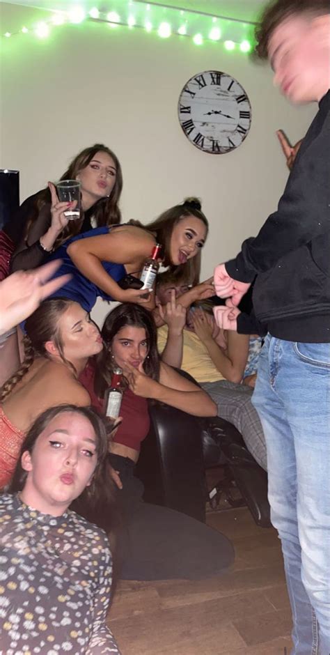 Party Alcohol Fun Group Flash Fun Group Concert Fun