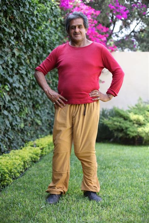 Man With 19 Inch Penis Cant Work Because He Cant Fit Into Uniforms