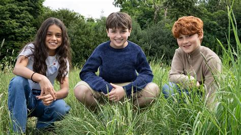 Meet The New Hogwarts Trio Hbos Harry Potter Remake Casts Its Leads Filming To Begin Soon