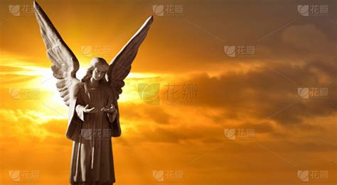 美丽的天使在天堂