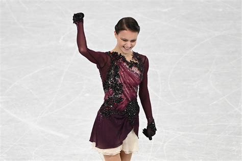 Olympic Gold Medal Ladies Figure Skating At Evelyn Lowman Blog
