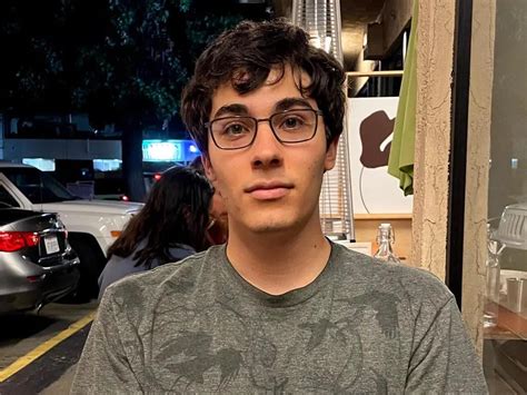 Ben Awad Not A Celeb But Still Rtrueratecelebrities