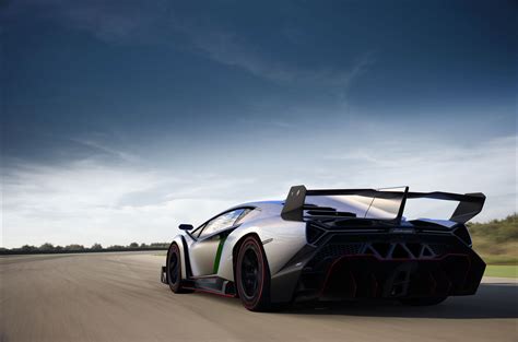 Lamborghini Veneno Car Body Design