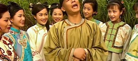 「最美苏荃」冯晓文56岁近照曝光 落街买烧味气质依然 曾被两天王级男神「力追」 星岛日报