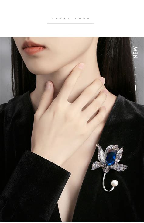 优雅水晶花卉胸针 Vintage徽章胸针精美西装外套别针现货批发 阿里巴巴