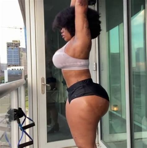 Post [634956163674456064] West African Tumbex