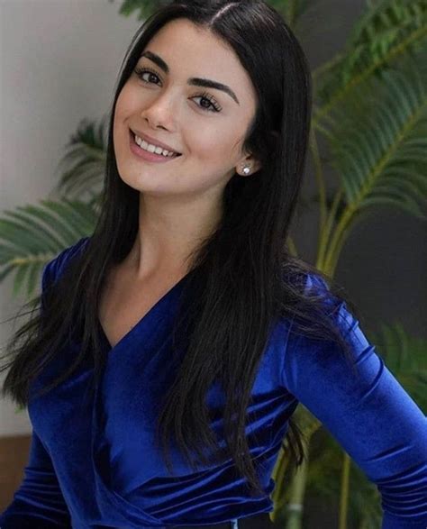 Pin On Turkish Actresses