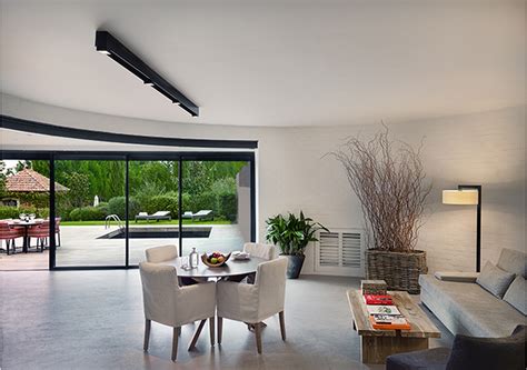 O Hotel Com Vista Para O Douro Onde O Protagonista De “sex Education” Passou Férias Nit