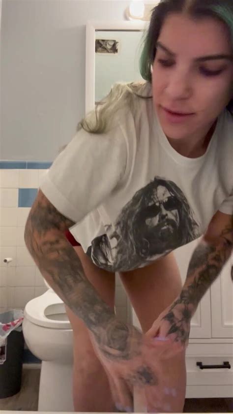 Forcing Her Slave To Reach A Whole New Level Of Desperation And Hornniess