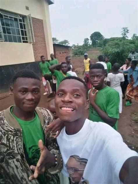 Ausgalo Sinoya Mbuna Mbaula Jouins