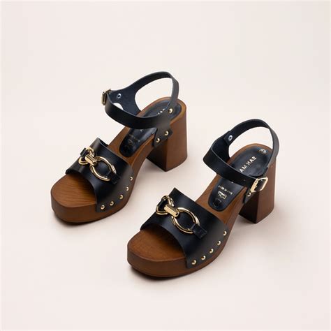 Sandales Femme Cuir Motif Chaîne Boucle San Marina
