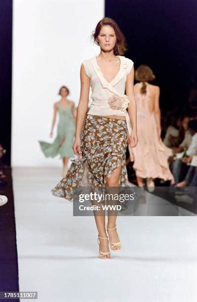 Marc Jacobs Runway Rtw Spring New York Fashion Week Photos And Premium