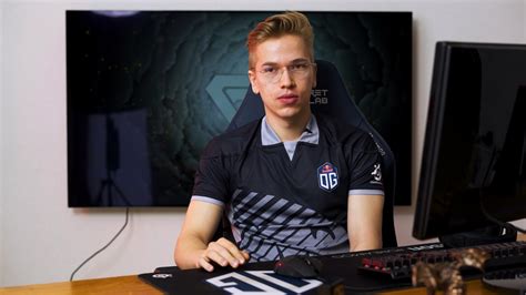 Topson Ungkap Resep Sukses Jadi Pro Player Dota 2
