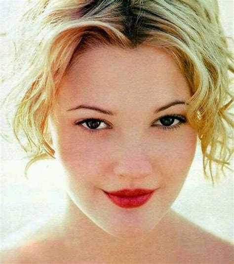 Drew Barrymore Face Shapes Drew Barrymore Round Face Shape