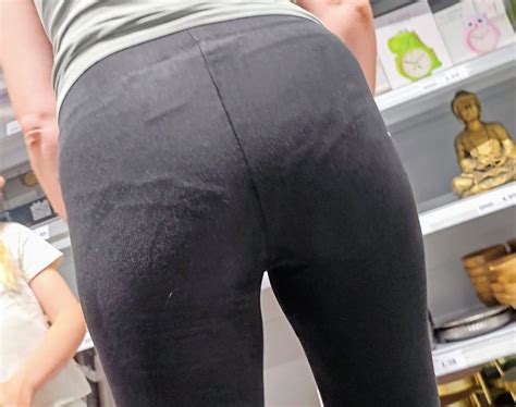 Blonde Milf In Leggings With Vpl Candid Best Premium