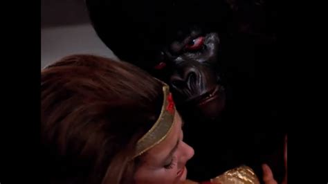 Everytime Wonder Woman Lynda Carter Get Bearhug Scene Youtube