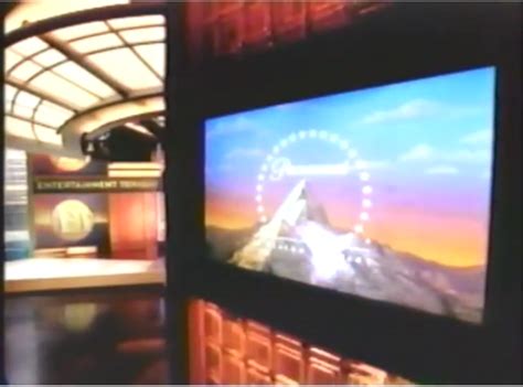 File Paramount Television Cir 2001 Png Audiovisual Identity Database