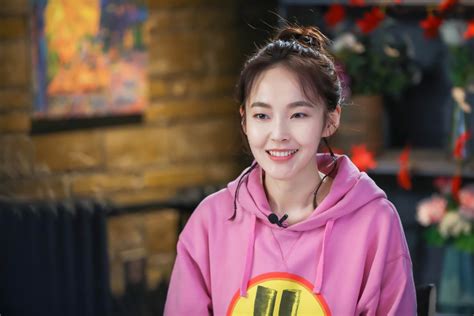 张佳宁与老舅张晓龙展现暖心日常 畅谈演艺道路上的悲喜历程 360娱乐，你开心就好