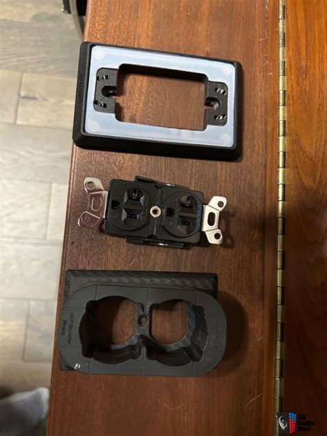 Full Furutech Ncf Wall Outlet System Lightly Used For Sale Us Audio Mart